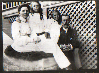 Boreham-Family-on-steps-Hobart-Manse | Introducing Dr. F. W. Boreham ...